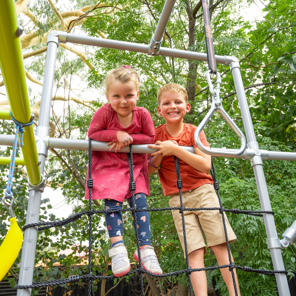 8 Activities for High-Energy Kids (That Don’t Involve Screens)│Funky Monkey Bars