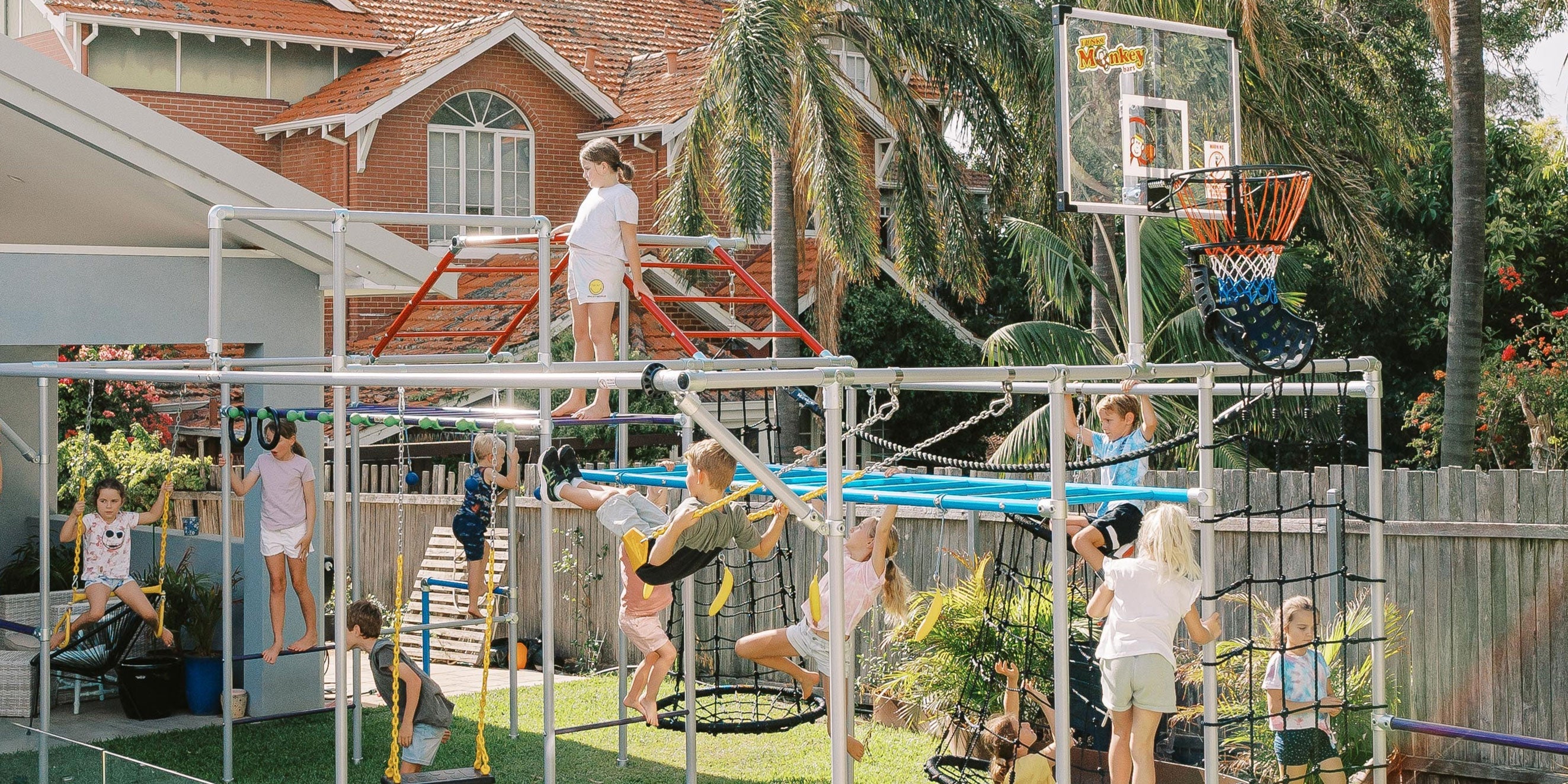 BUILD YOUR BARS – Funky Monkey Bars